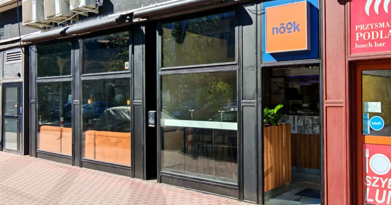 NOOK foodsharing bistro - japońskie miejsce z ramenem, rybami i owocami ...